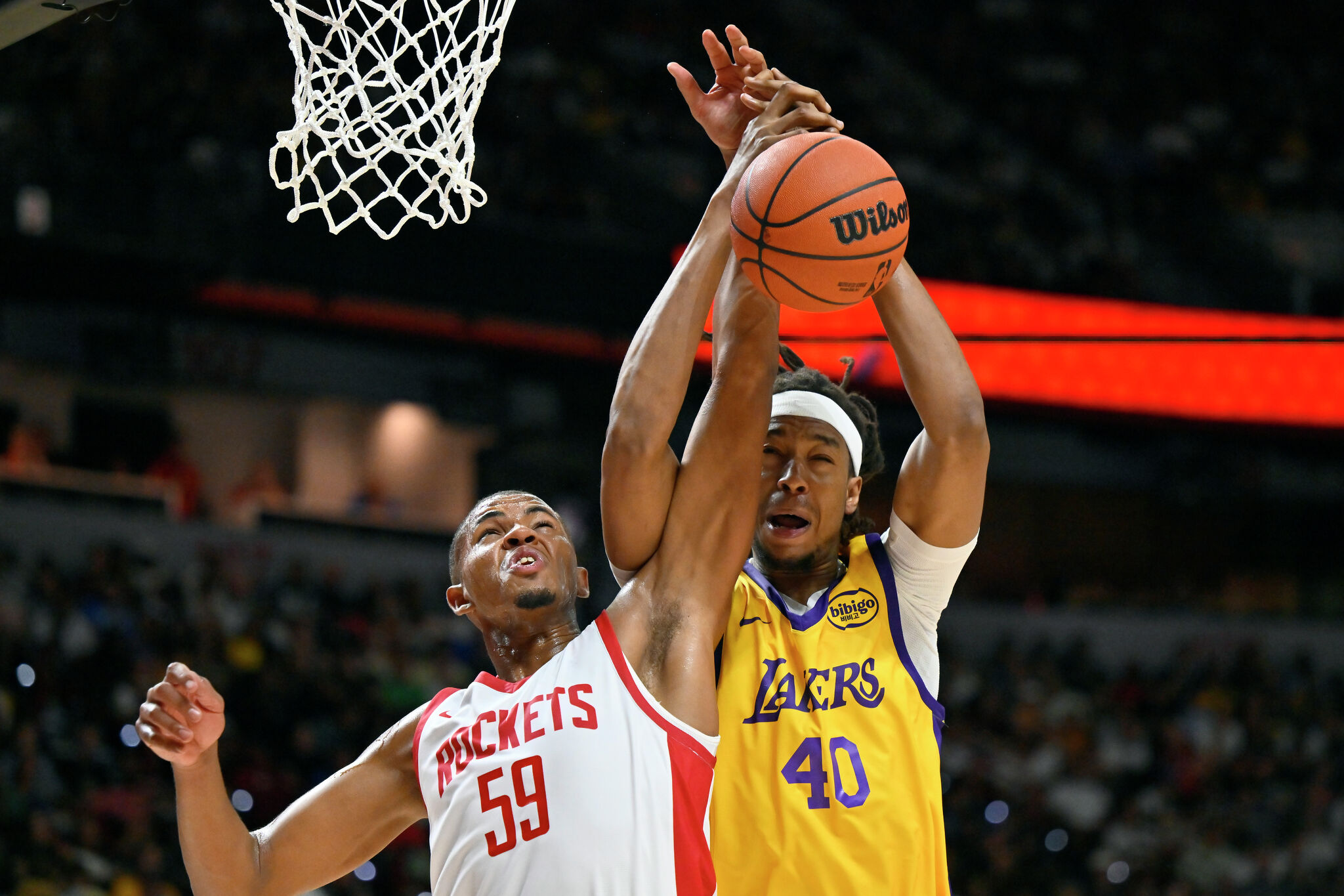 Houston Rockets: Orlando Robinson making most of summer league