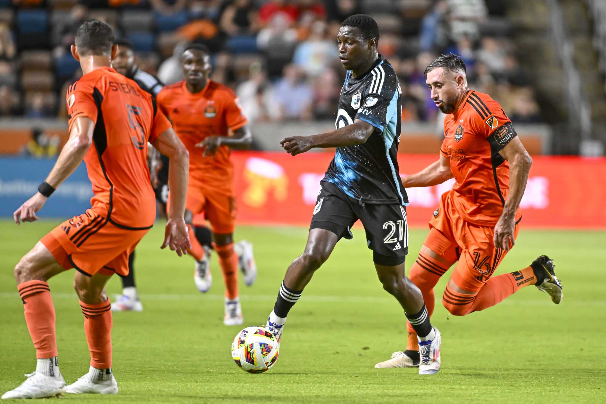 Houston Dynamo: Sebastián Ferreira scores for draw with Minnesota