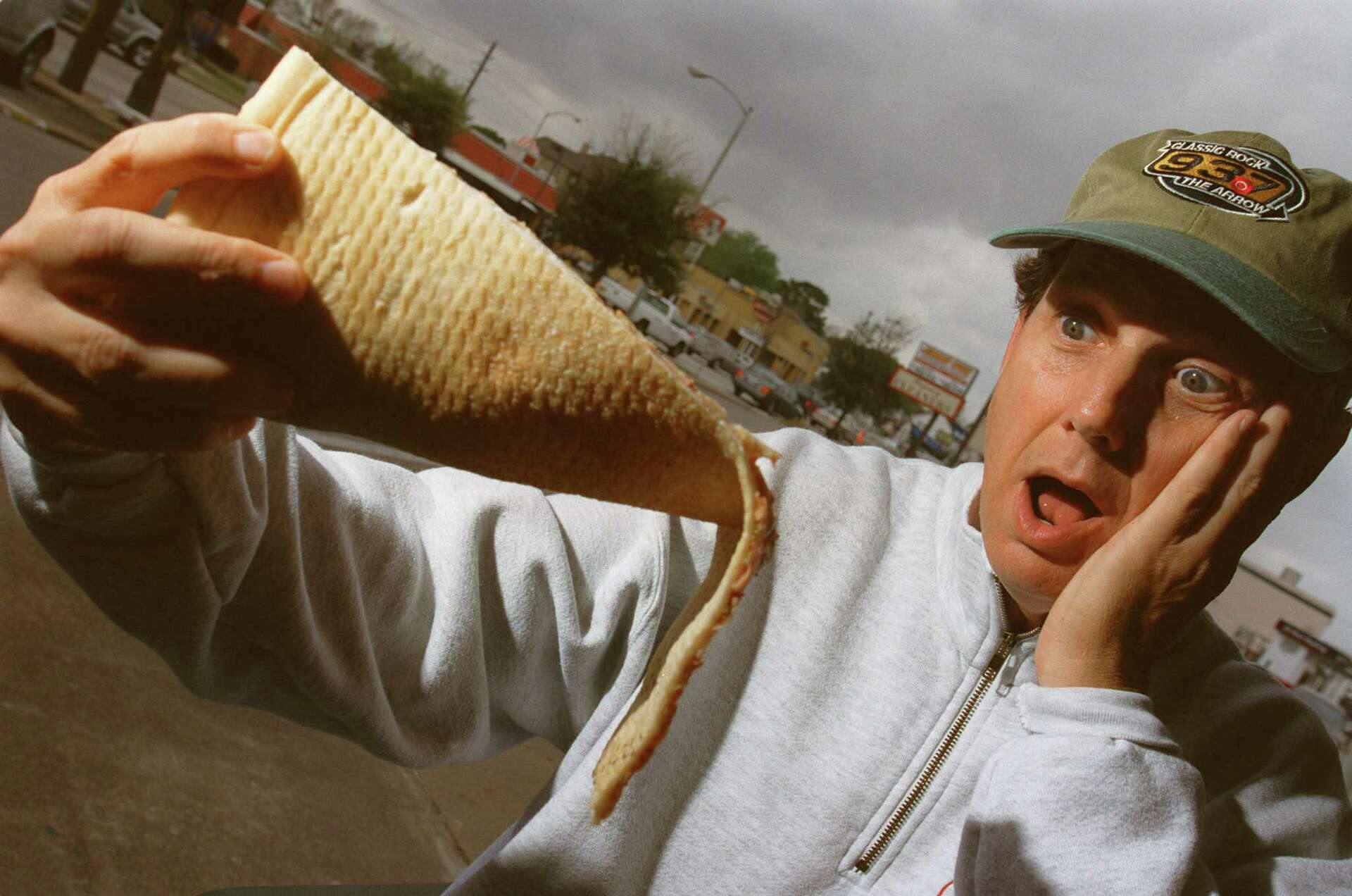 Ken Hoffman, Houston's beloved, witty columnist, dies