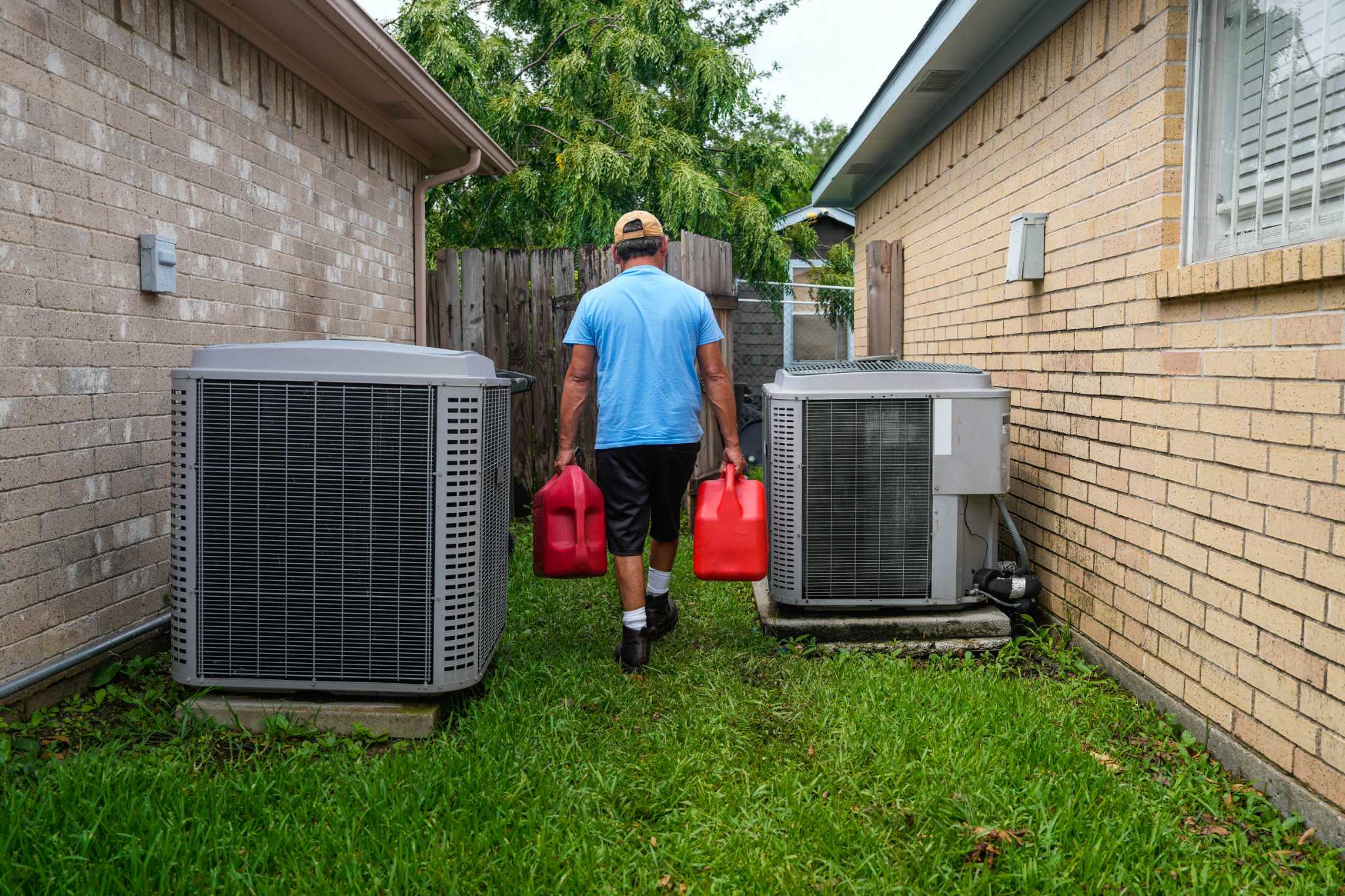 How Houstonians survived week without power after Hurricane Beryl