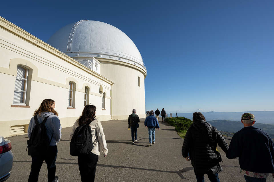 Late at night, these scientists watch over the Bay Area and beyond
