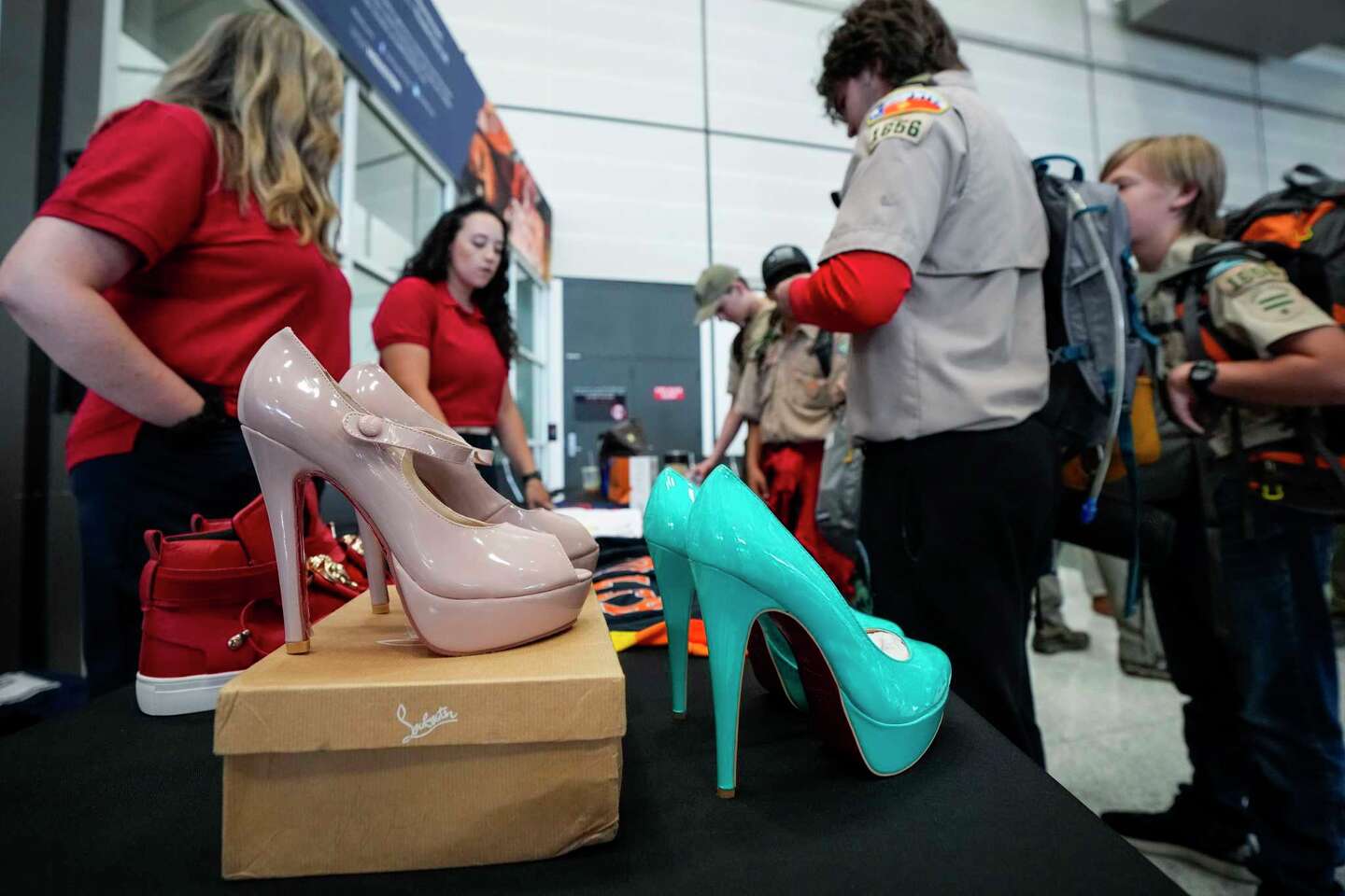 Counterfeit items confiscated by U.S. airports: Beware of these scams