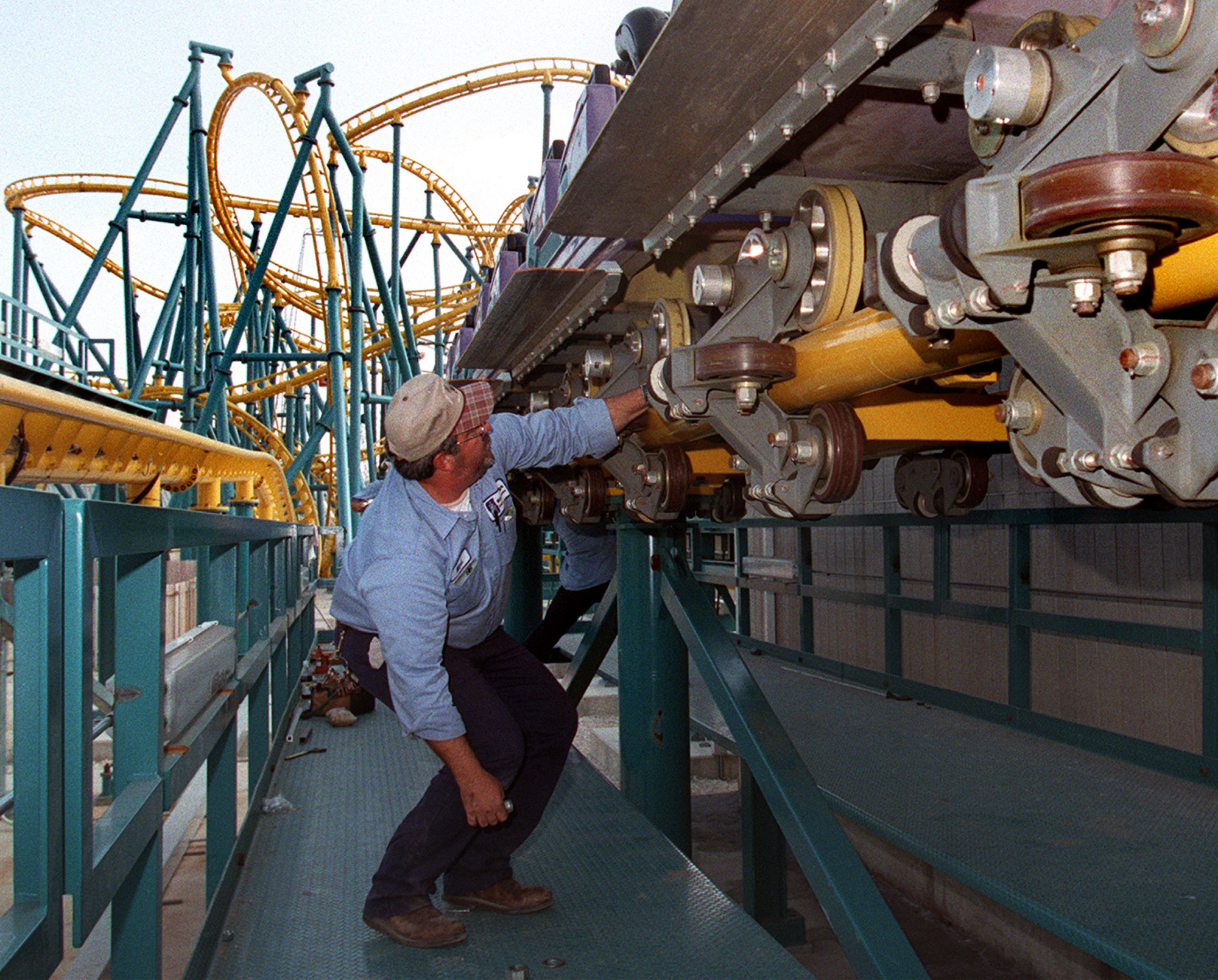 poltergeist roller coaster drop