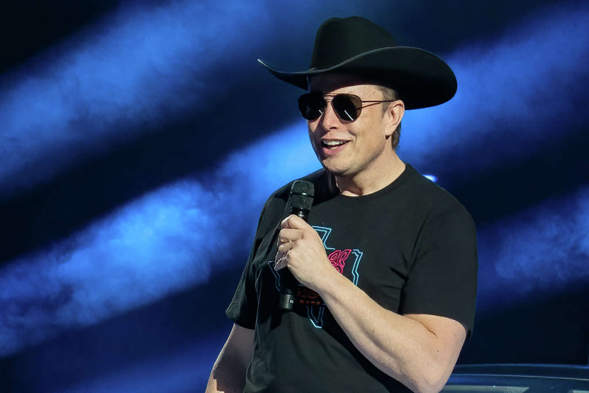 Elon Musk is about to become rich in a way no one ever has before