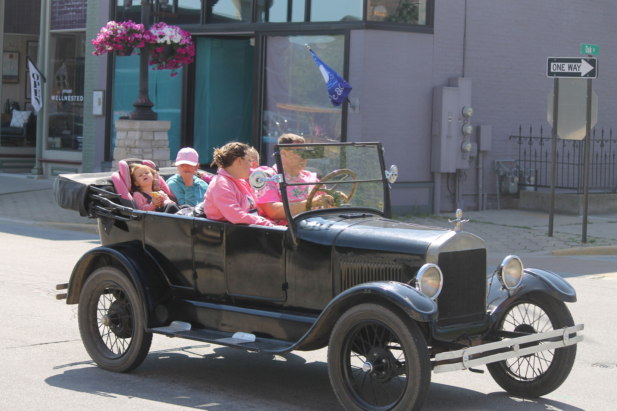 Model T Ford Club International visits Manistee