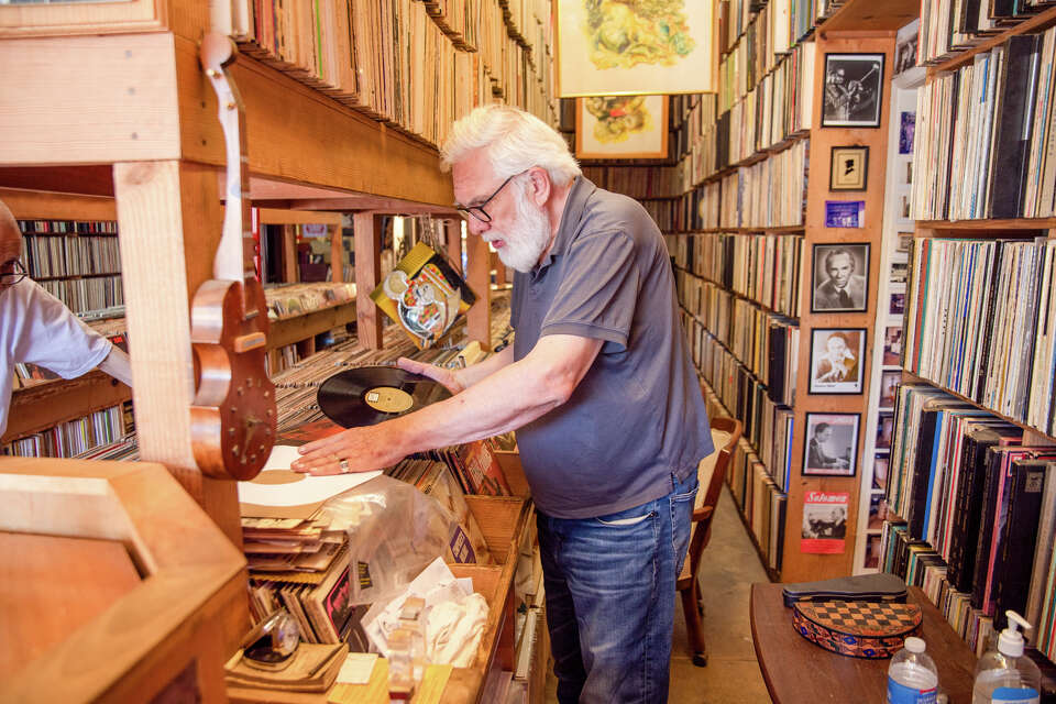 LA's oldest record store is also its lowest rated