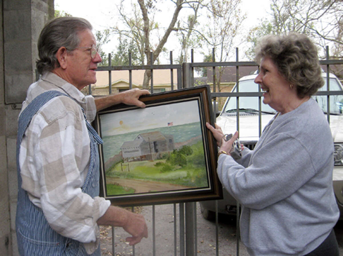 Beaumont sculptor gets bittersweet Christmas gift