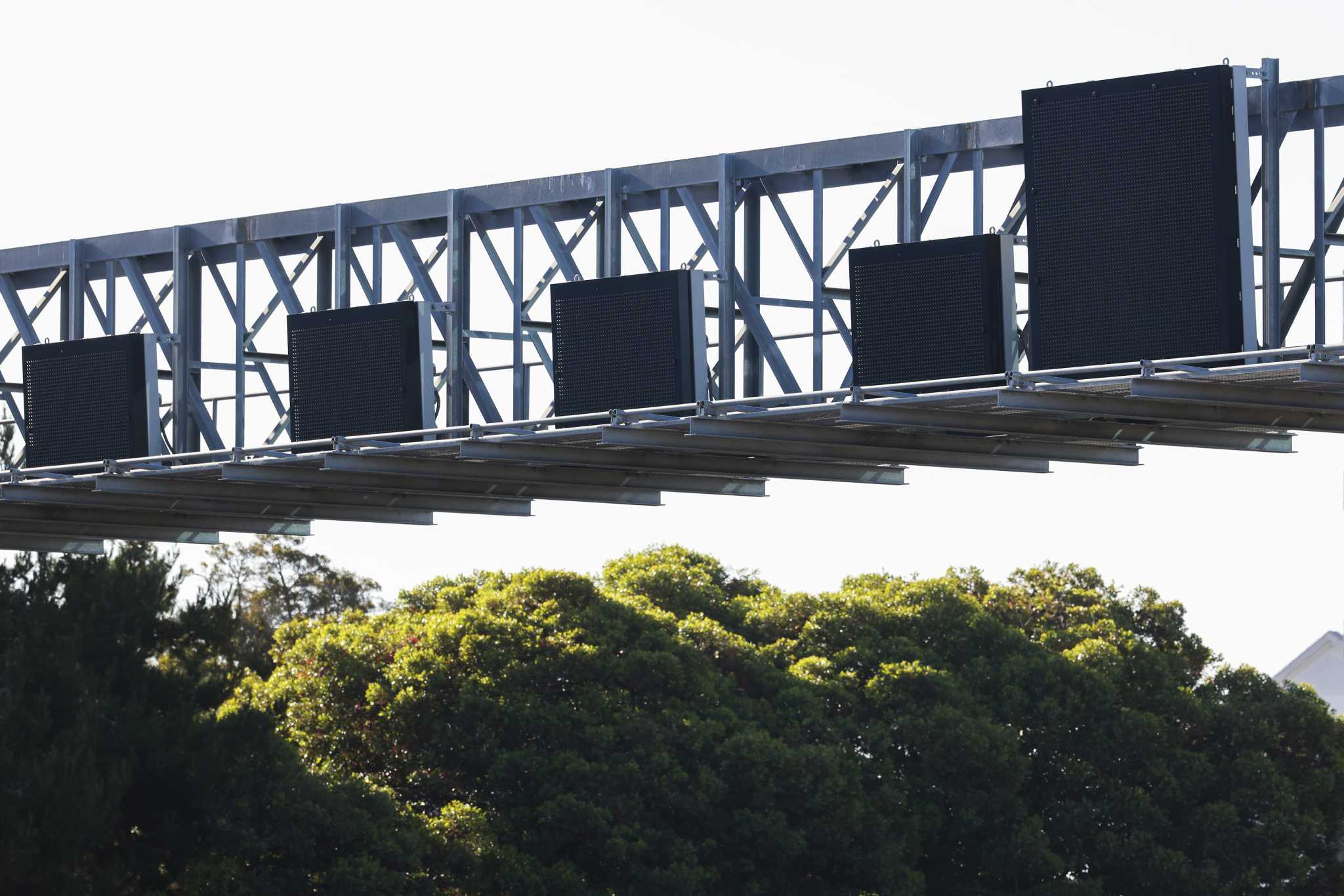 Mysterious, unused traffic signs on I-80 may soon light up
