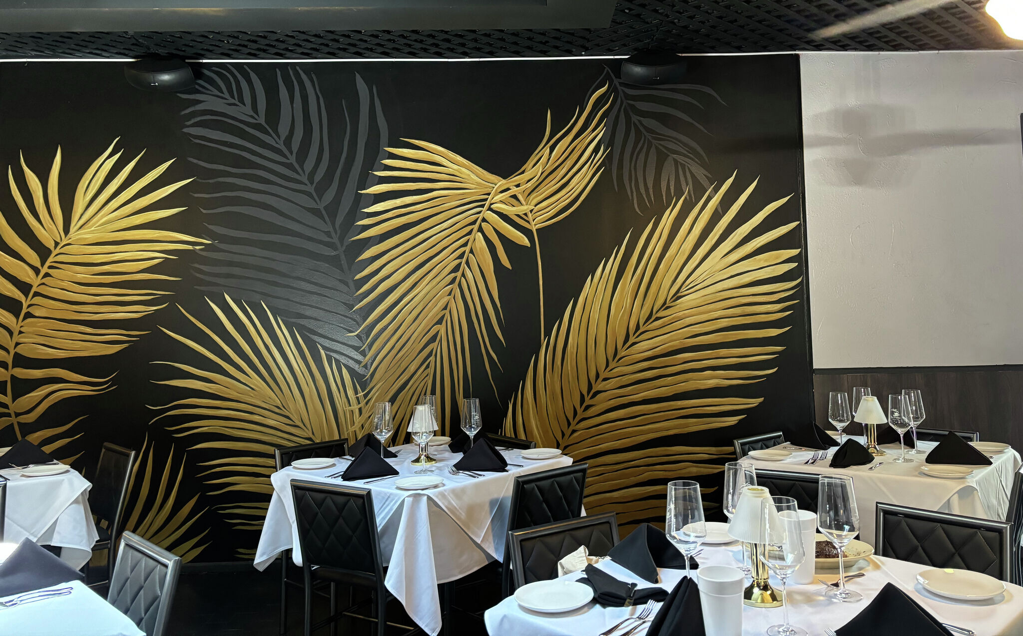 The Palms restaurant opens with exclusive Kobe beef