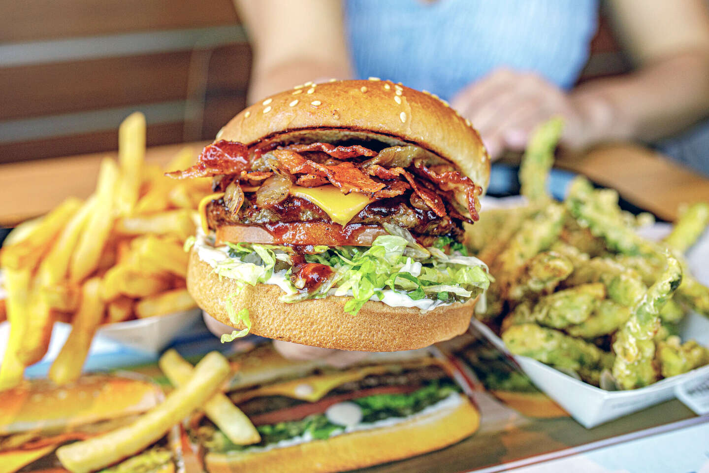 Surprising Calif. chain beats In-N-Out as best fast food burger in US