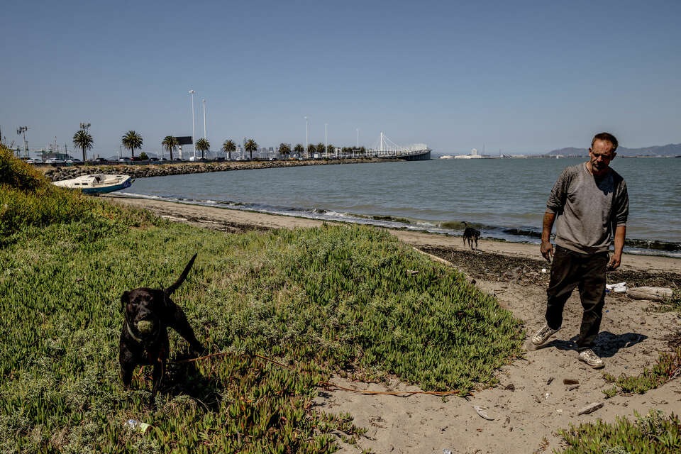 Homeless paradise on Oakland beach to meet its end