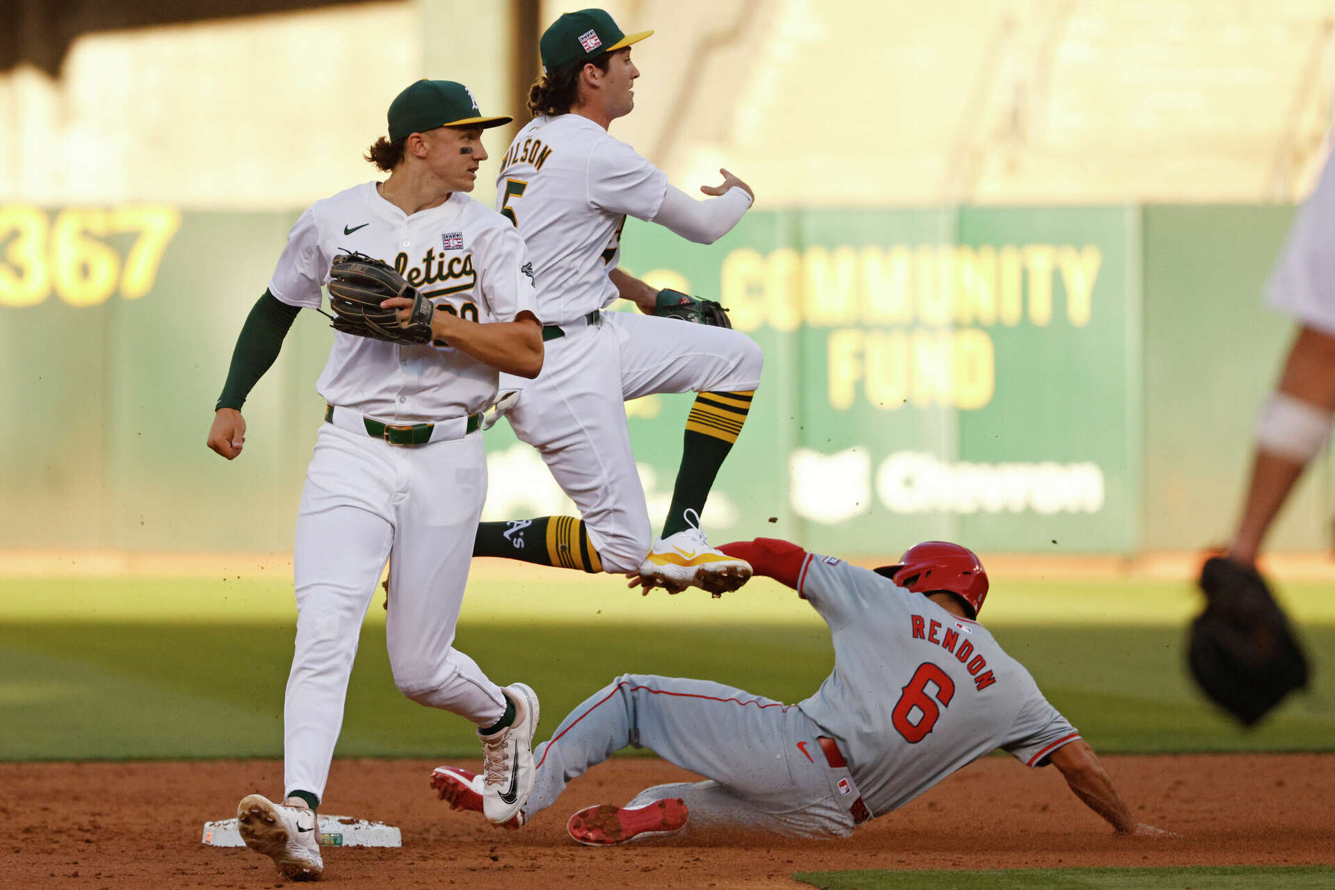 Debut for A's top prospect Jacob Wilson cut short by hamstring injury