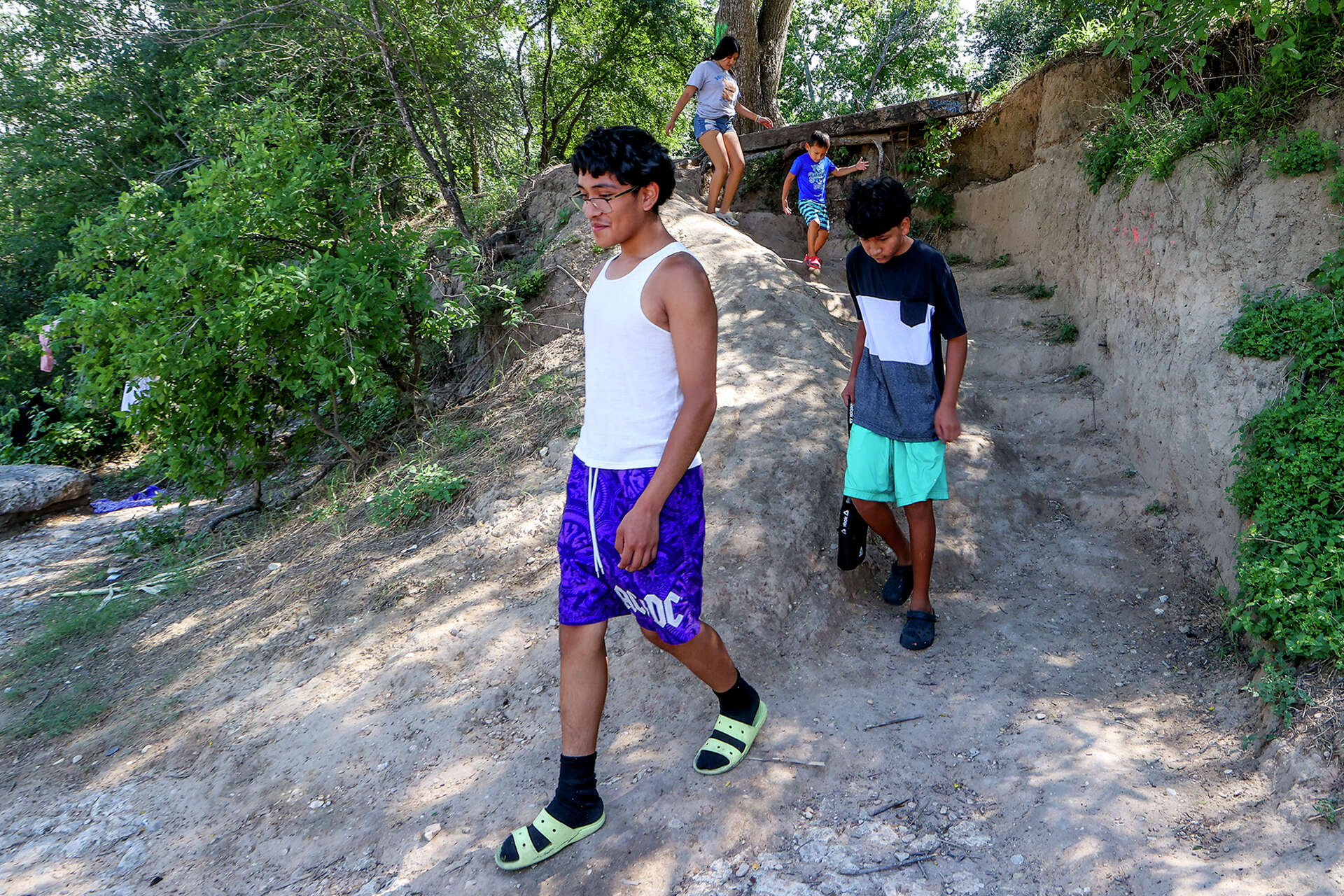 New Braunfels moves to end river access at Faust Street Bridge