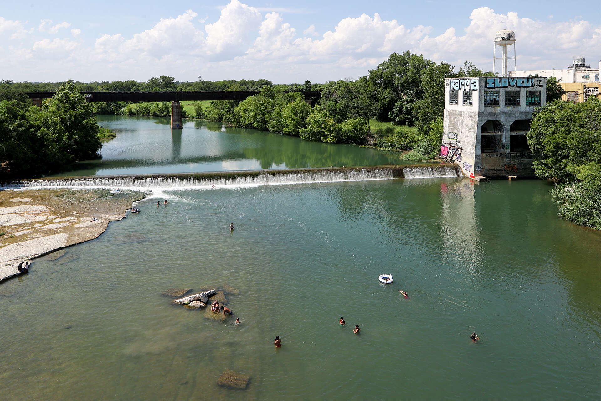 New Braunfels moves to end river access at Faust Street Bridge
