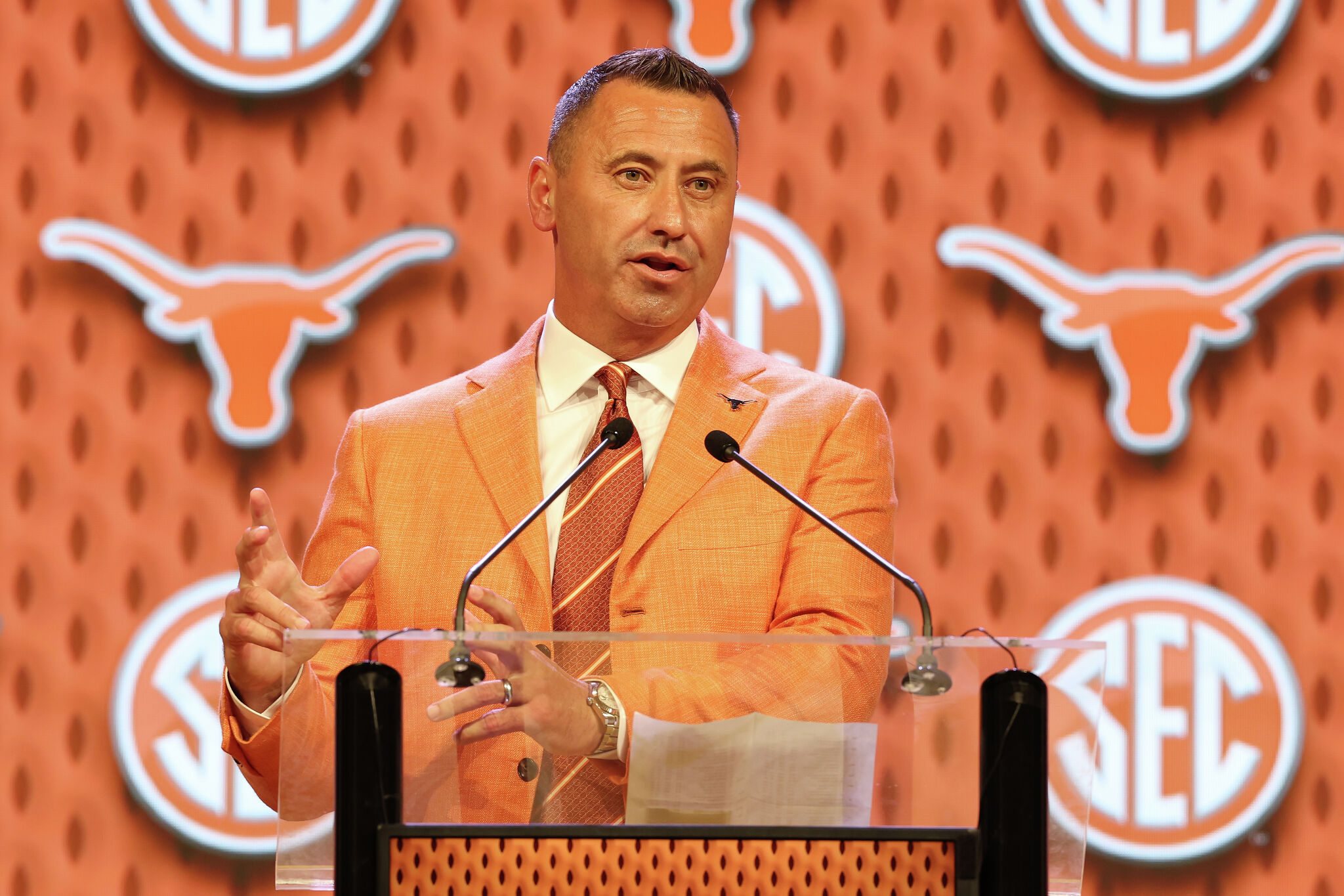 Texas coach weighs in on renewed rivalries with A&M, Arkansas
