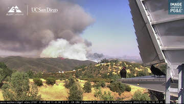 California wildfires: 2,300-acre Ridge Fire prompts evacuations