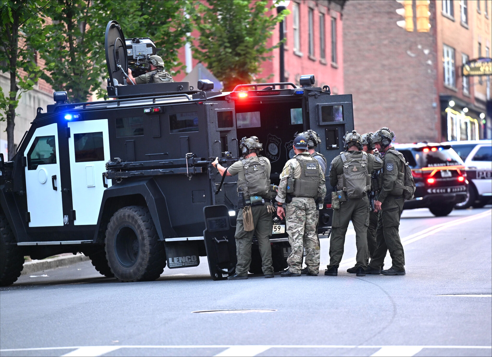 Heavy police presence focused on building in downtown Albany