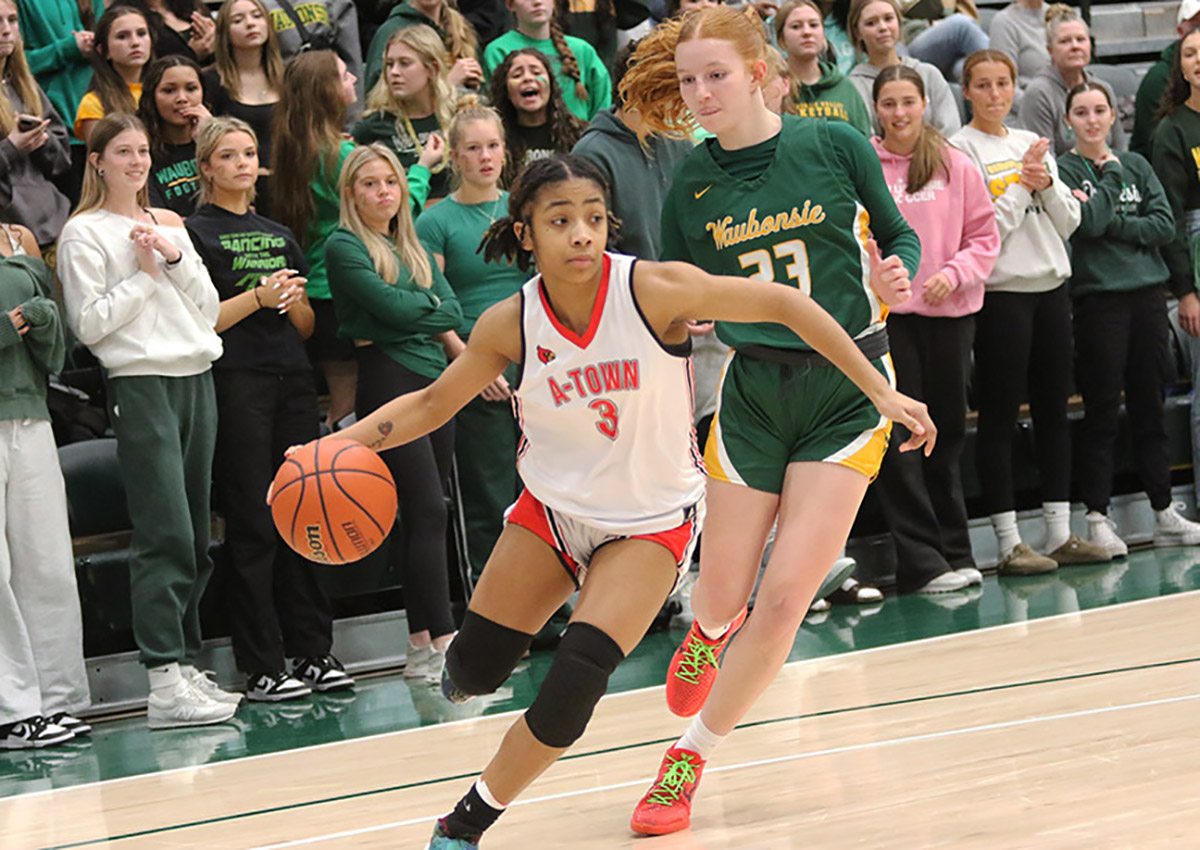 Aspiring artist Proctor paints another masterpiece for Alton