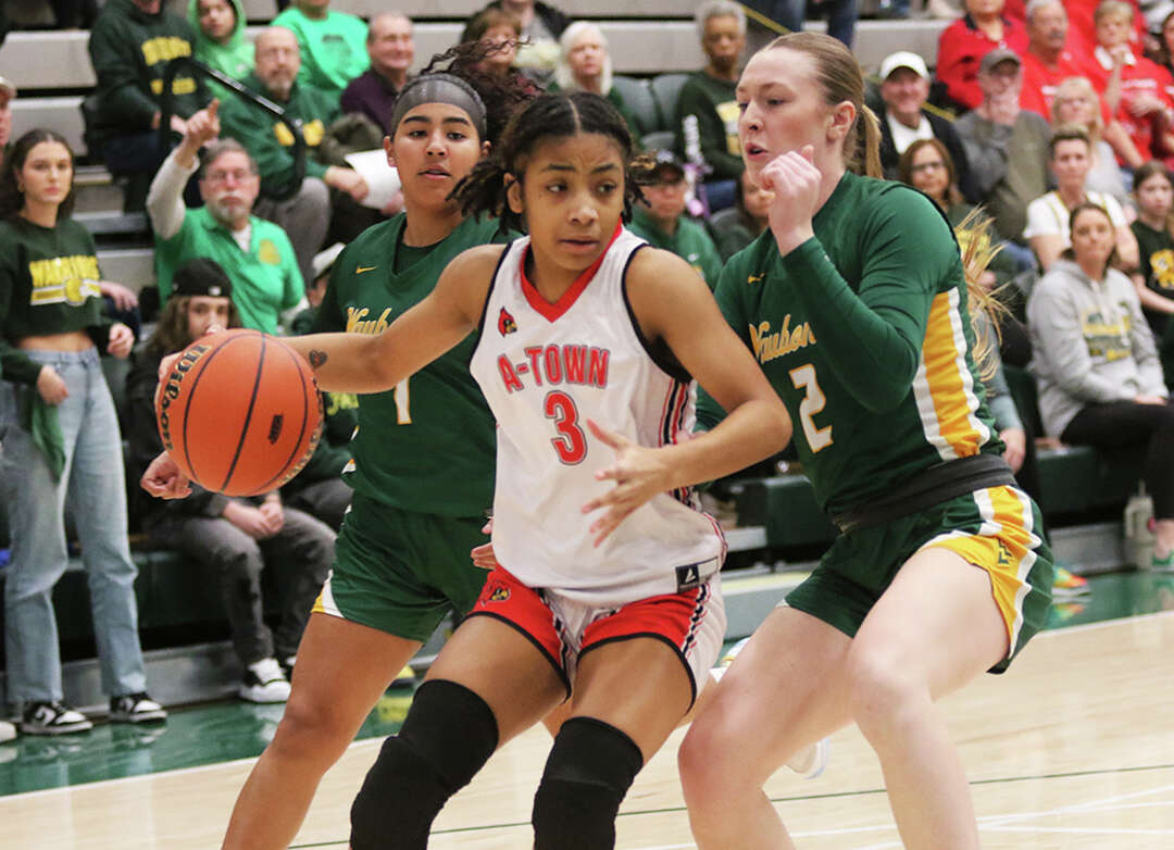 Aspiring artist Proctor paints another masterpiece for Alton