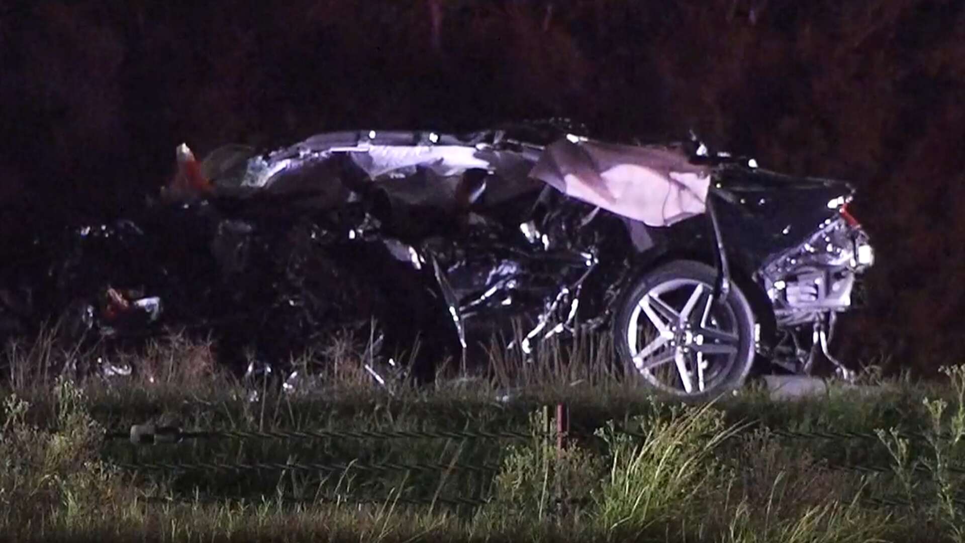 Wrong-way crash ends with 3 dead, 1 injured in San Antonio