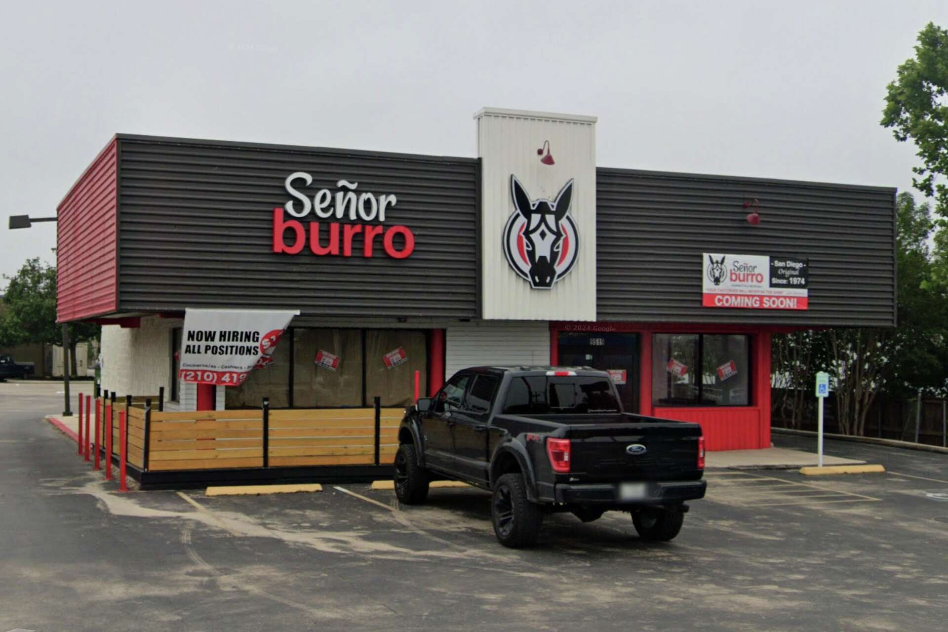 Señor Burro opens two San Antonio locations