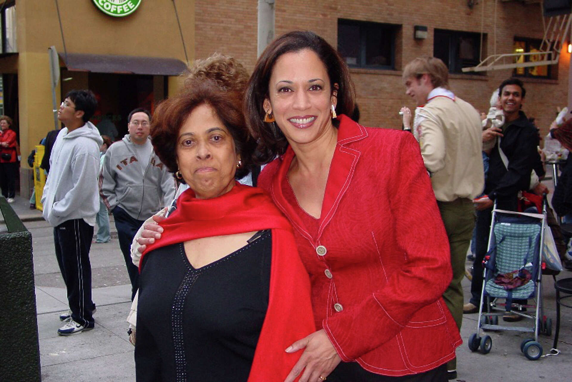 Explaining the Kamala Harris-coconut tree meme, connection