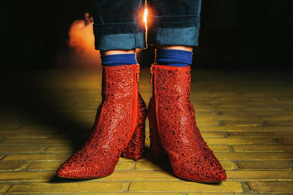 'The Wizard of Oz' sparkles at Queensbury Theatre in West Houston