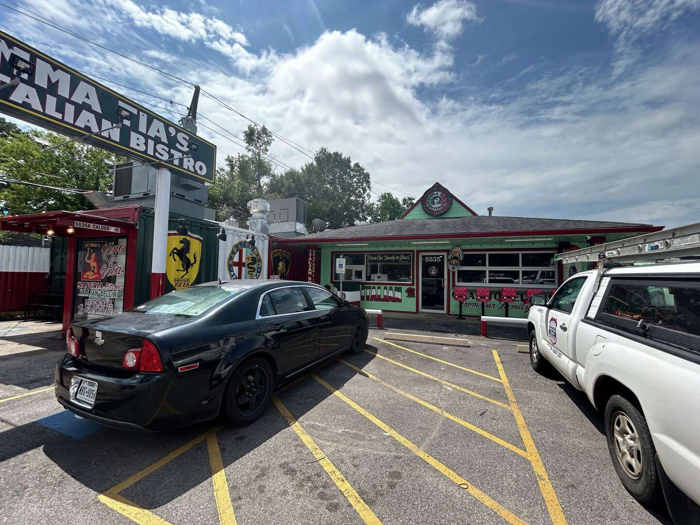 Beaumont welcomes Mamma Tia’s Mex-Italian Bistro