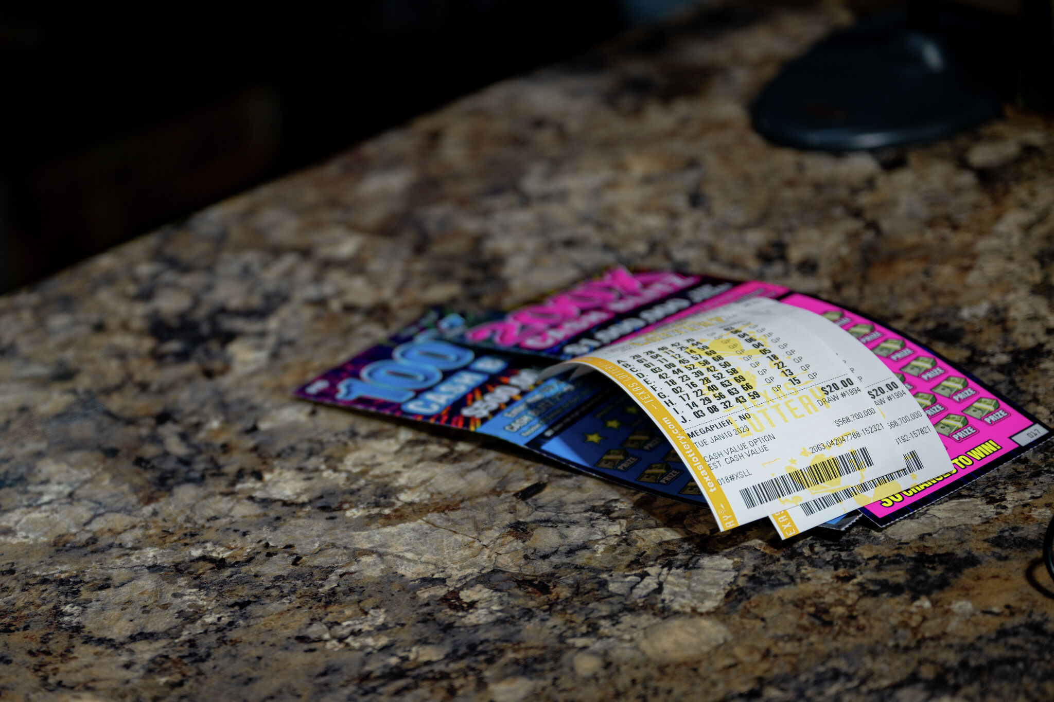 Texan claims winning $1M lottery scratch ticket sold at H-E-B