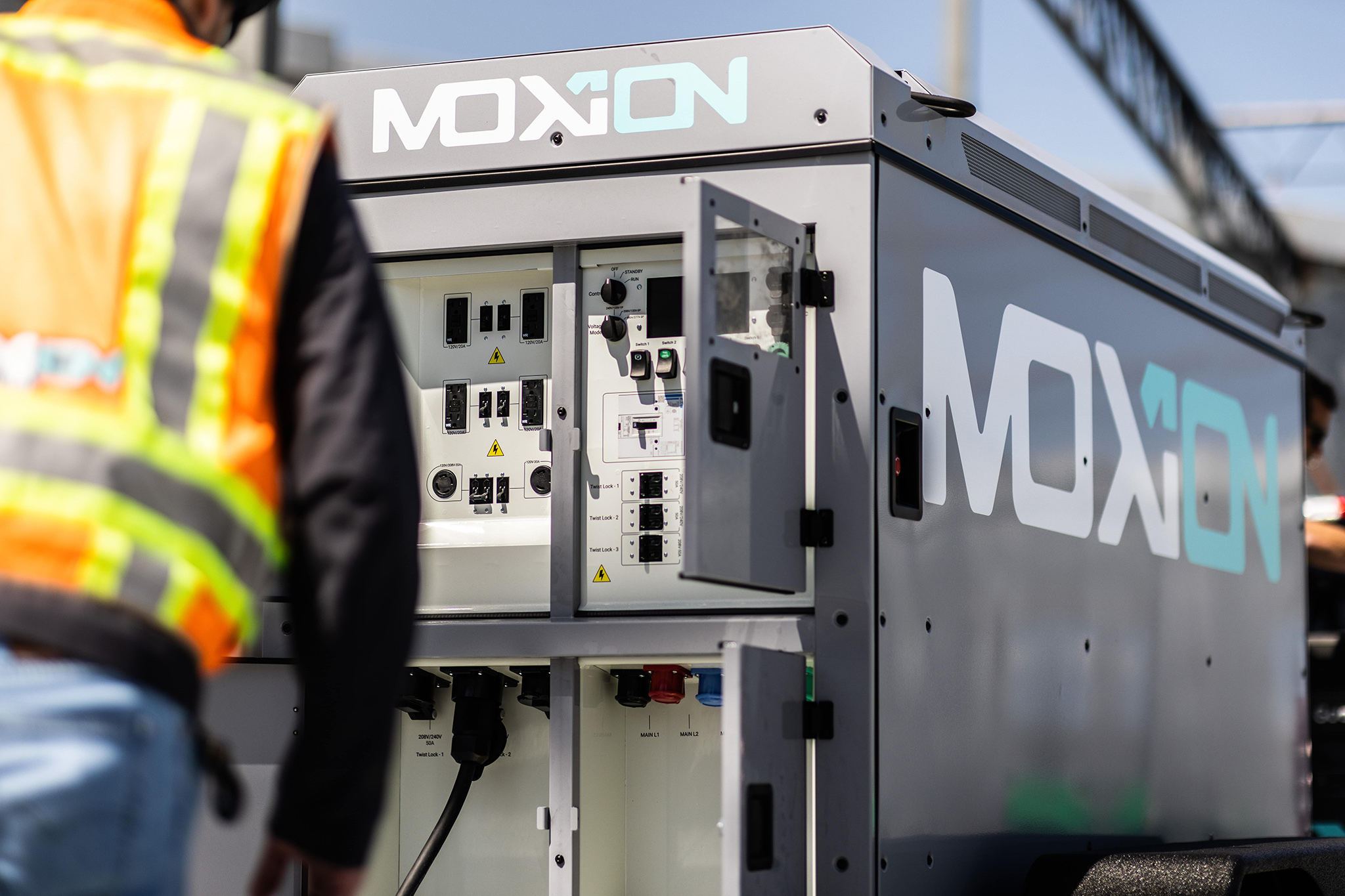 Bay Area tech startup Moxion goes bankrupt, faces lawsuit over layoffs