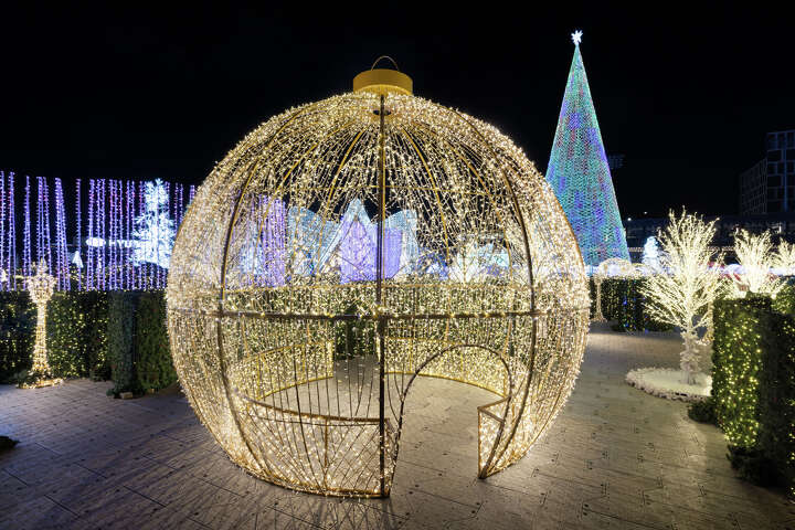 Tickets now on sale for Coca-Cola Classic Christmas light show