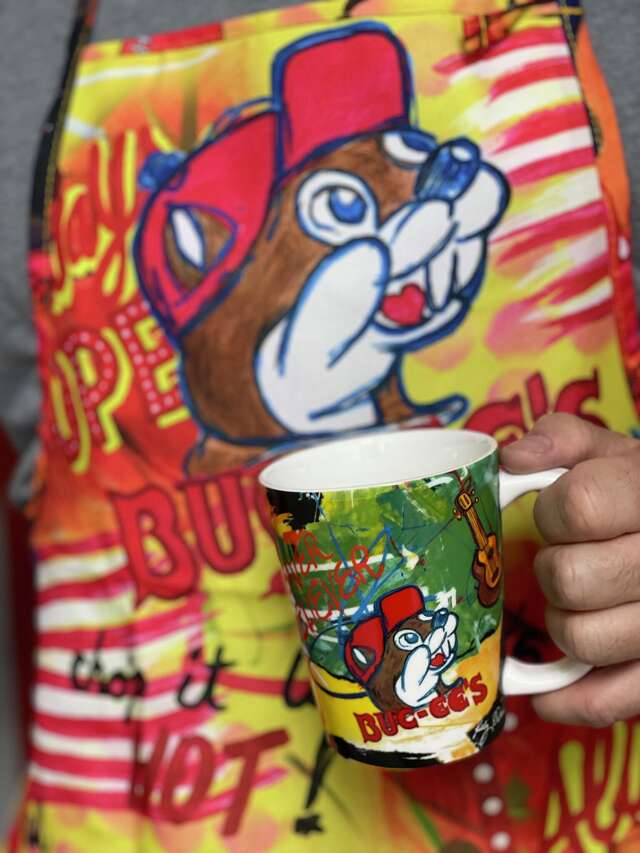Buc-ee's logo as 'graffiti art? This Texas artist made it a reality