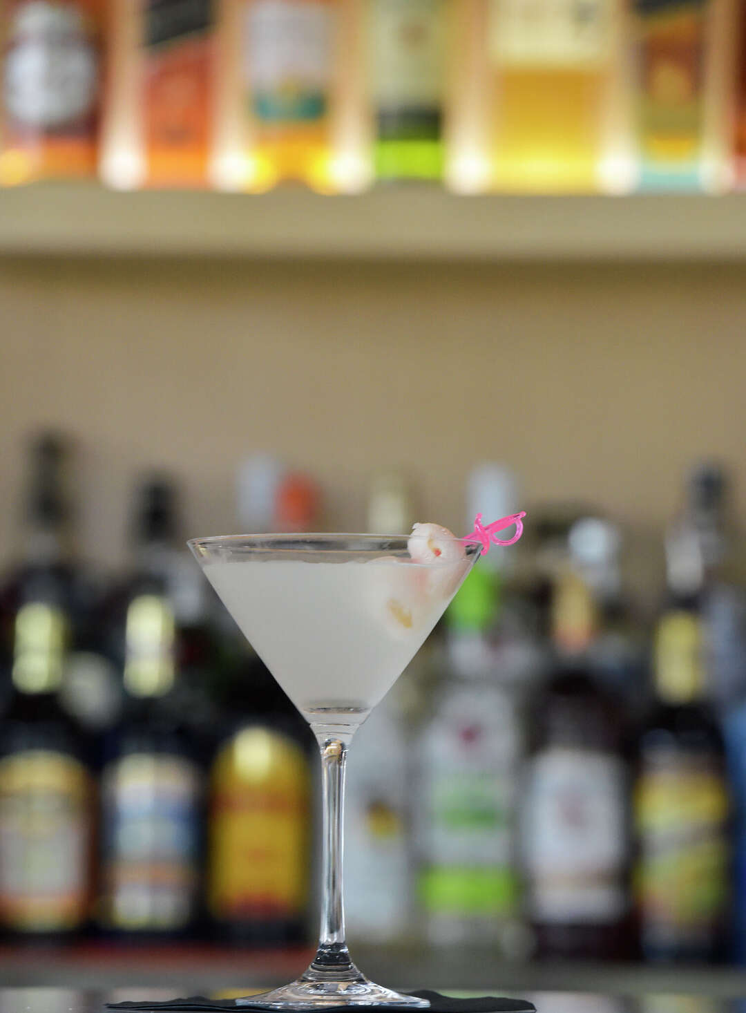 Asian cuisine restaurant, Tomo 202, opens in Brookfield: 'A good fit'