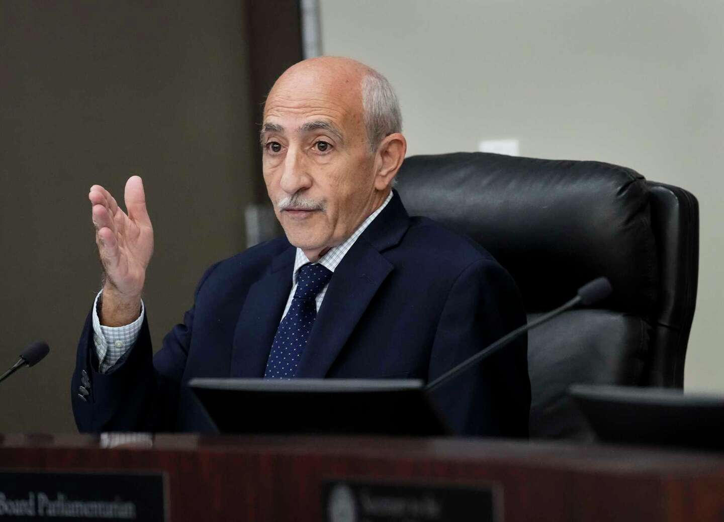 Humble ISD board votes to fire superintendent