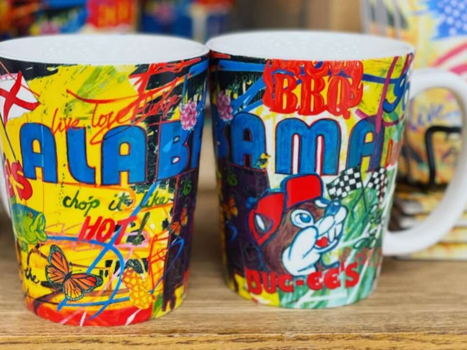 Buc-ee's logo as 'graffiti art? This Texas artist made it a reality