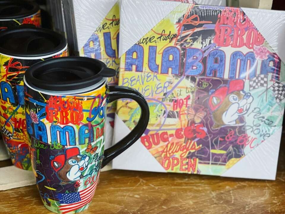 Buc-ee's logo as 'graffiti art? This Texas artist made it a reality