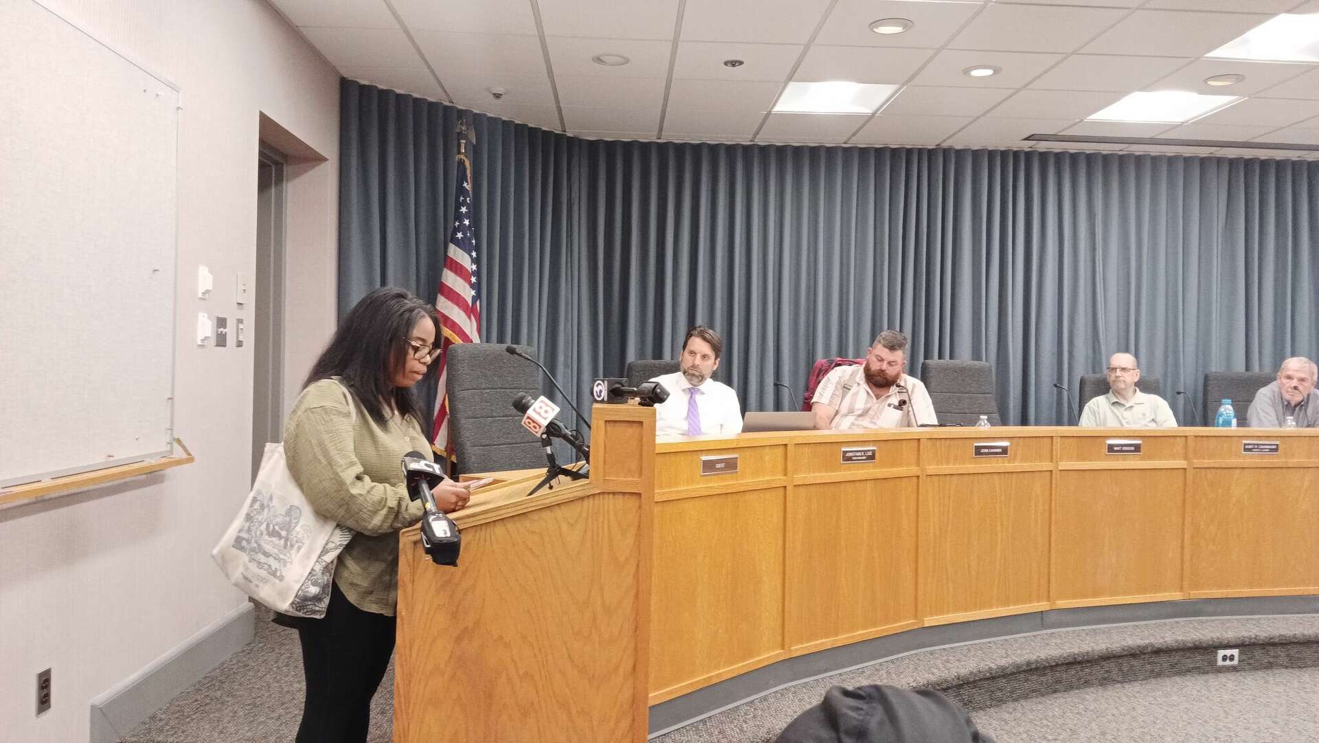 Glastonbury Town Council hears concerns over online death threats