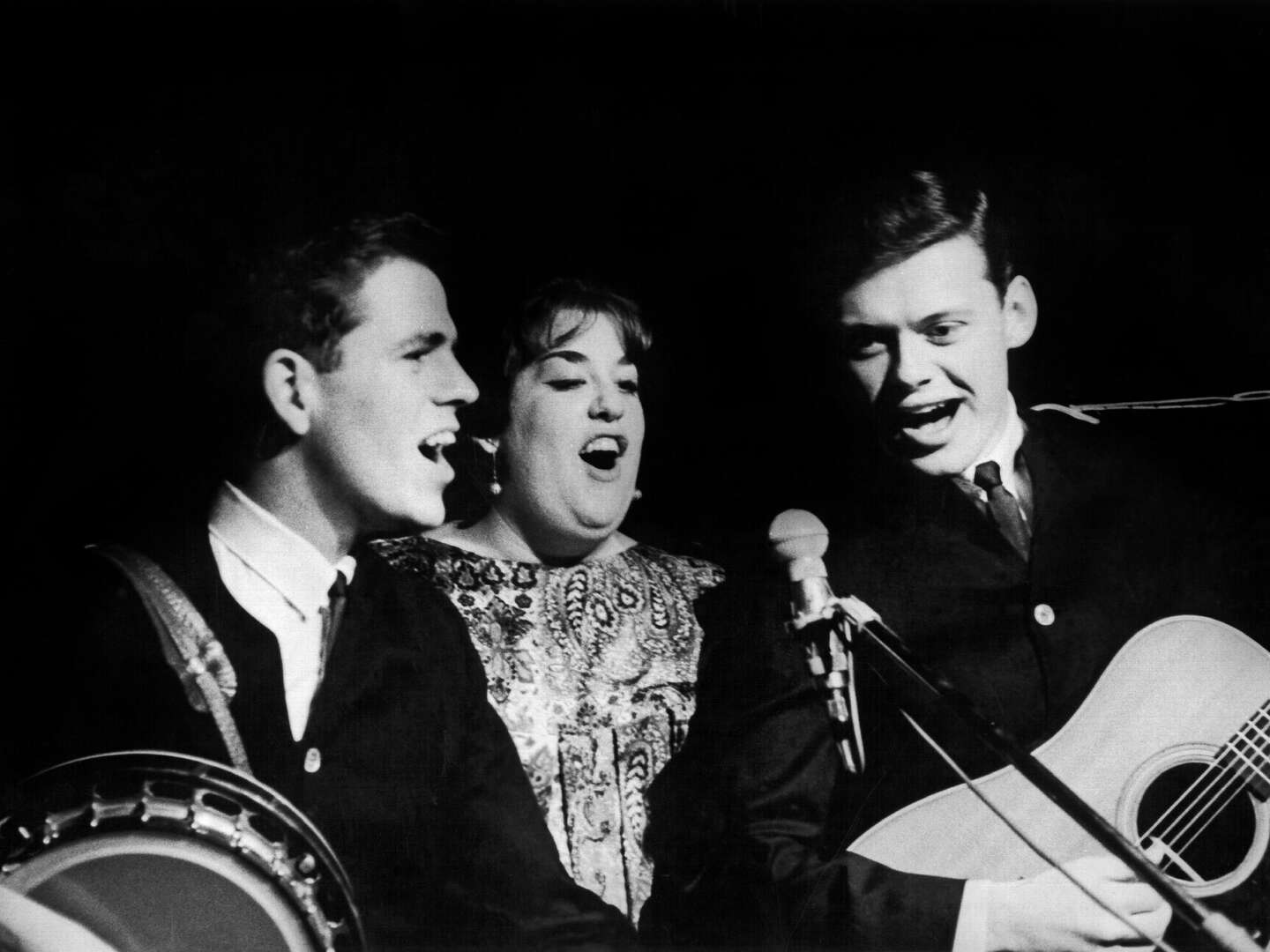 50 years ago: Mama Cass Elliot dies, daughter talks legacy in new book