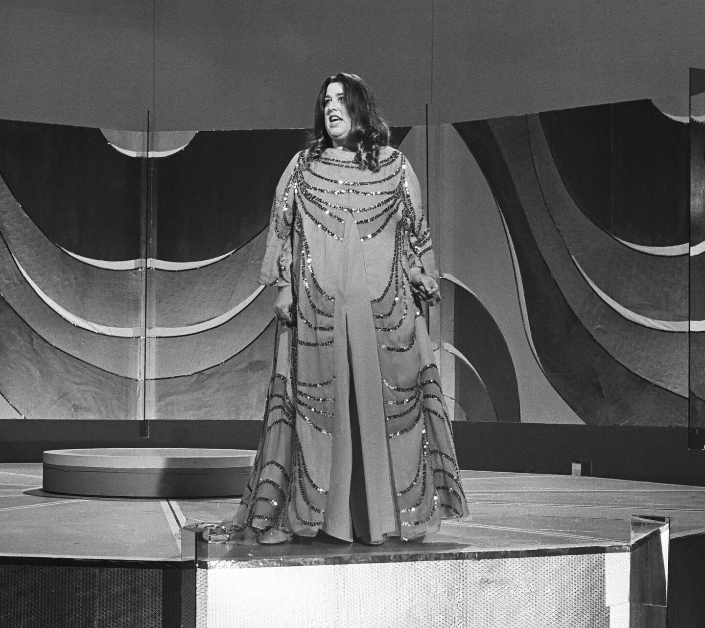 50 years ago: Mama Cass Elliot dies, daughter talks legacy in new book