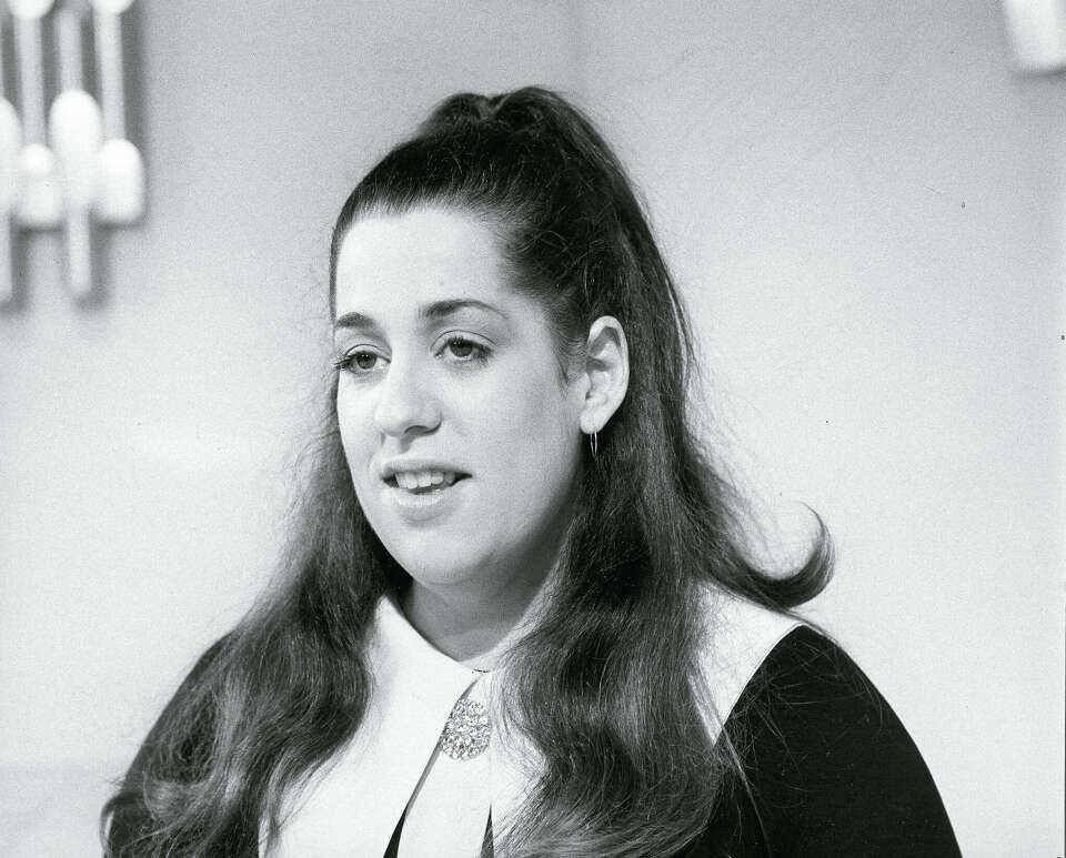 50 years ago: Mama Cass Elliot dies, daughter talks legacy in new book