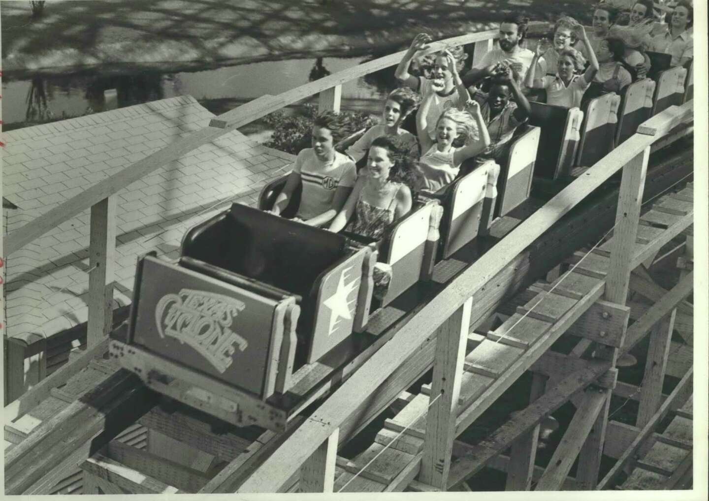 astroworld closing date