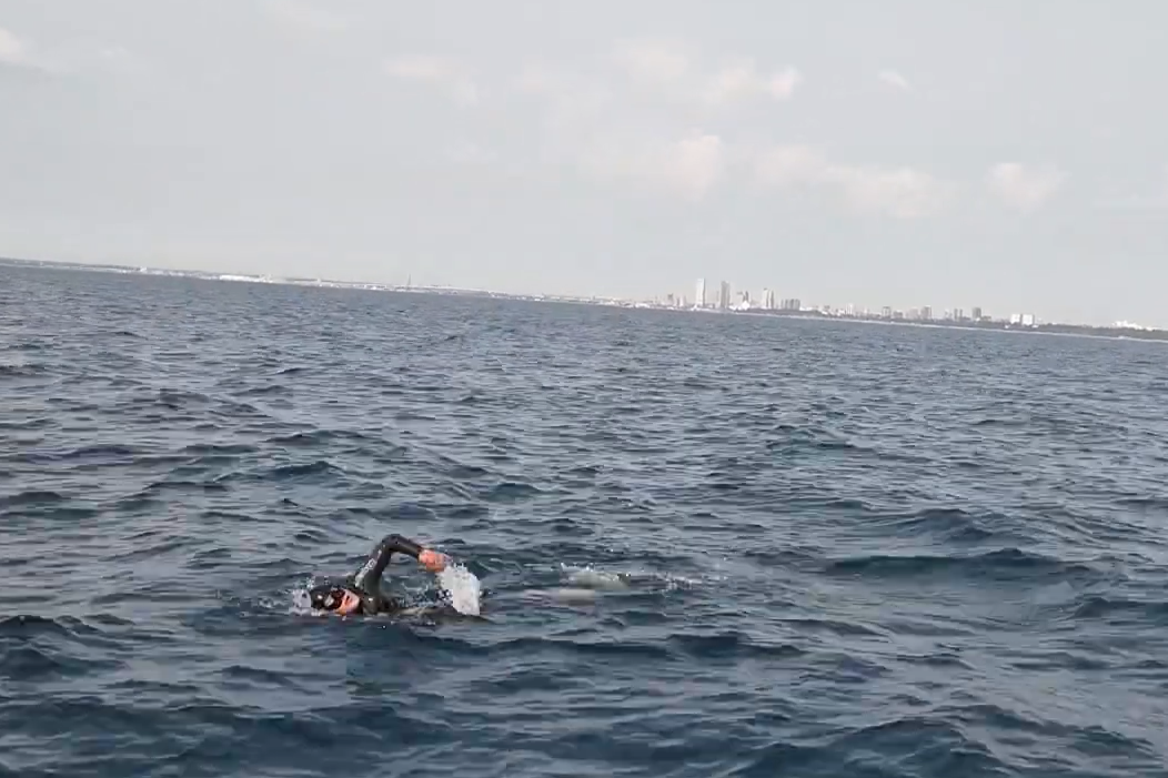 Jim Dreyer to make third attempt at swimming across Lake Michigan