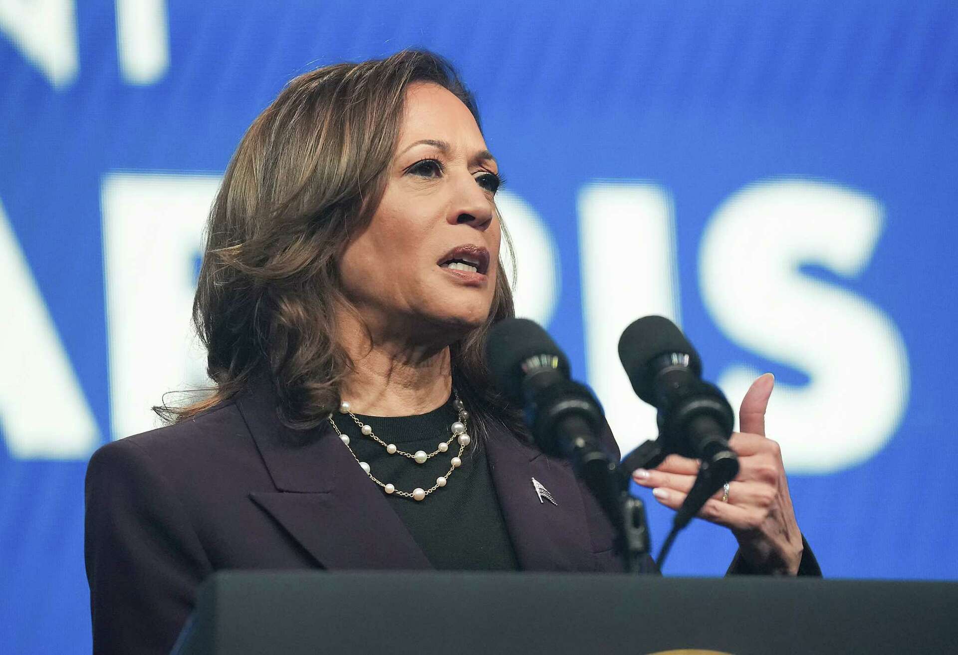 Kamala Harris at AFT convention: VP says, ‘We are not going back’