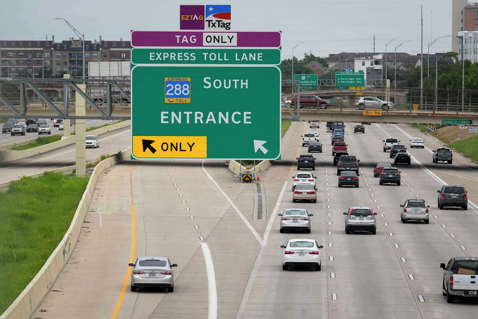 TxDOT cuts Texas 288 toll rates in south Harris County