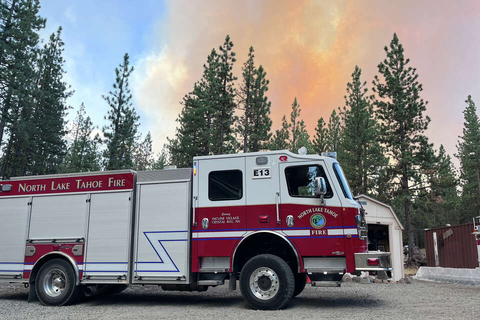 Increasing winds keep crews on guard at 3,000-acre Lost Sierra fire