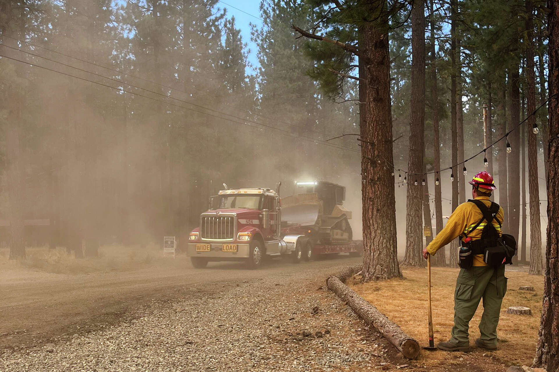 Increasing winds keep crews on guard at 3,000-acre Lost Sierra fire