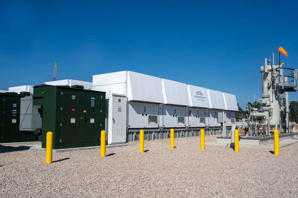How H-E-B keeps its light on through Texas’ dystopian weather
