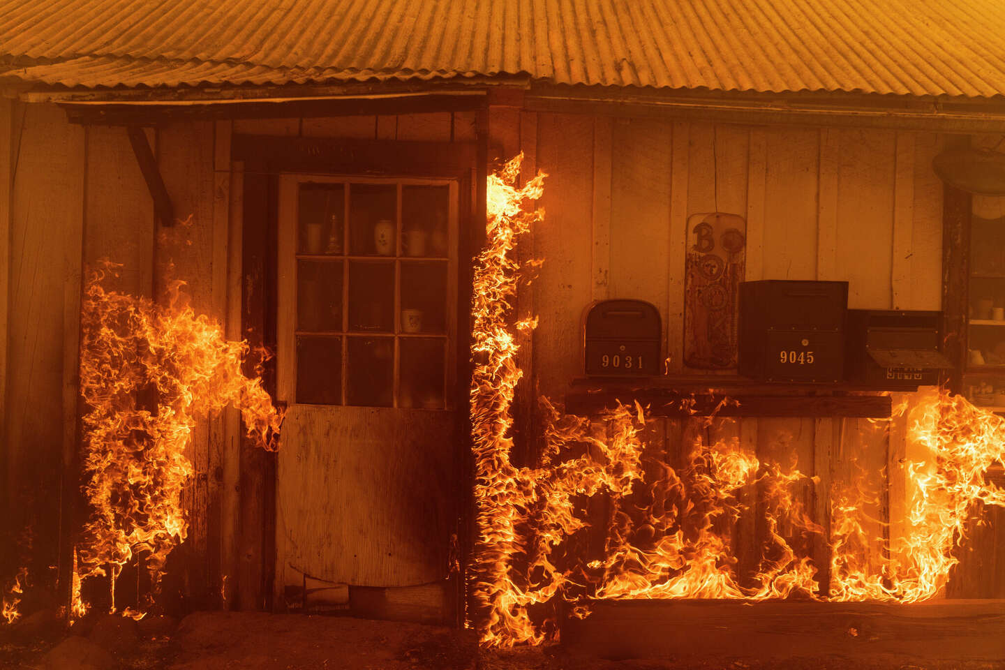 Park Fire near Chico explodes to 124K acres, arson suspect arrested