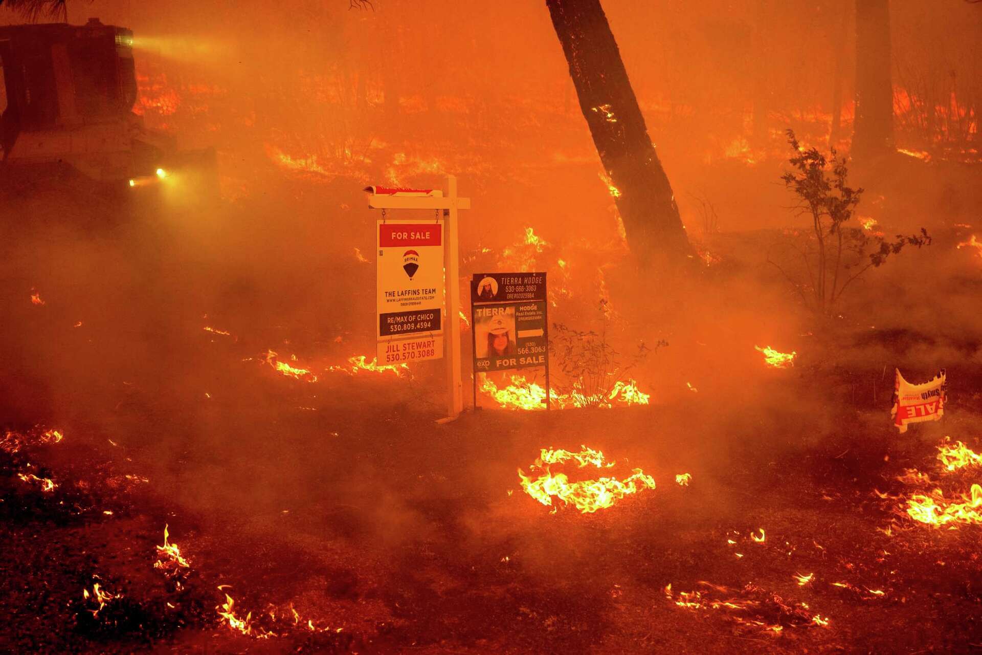 Flurry of evacuations after Park Fire explodes in size