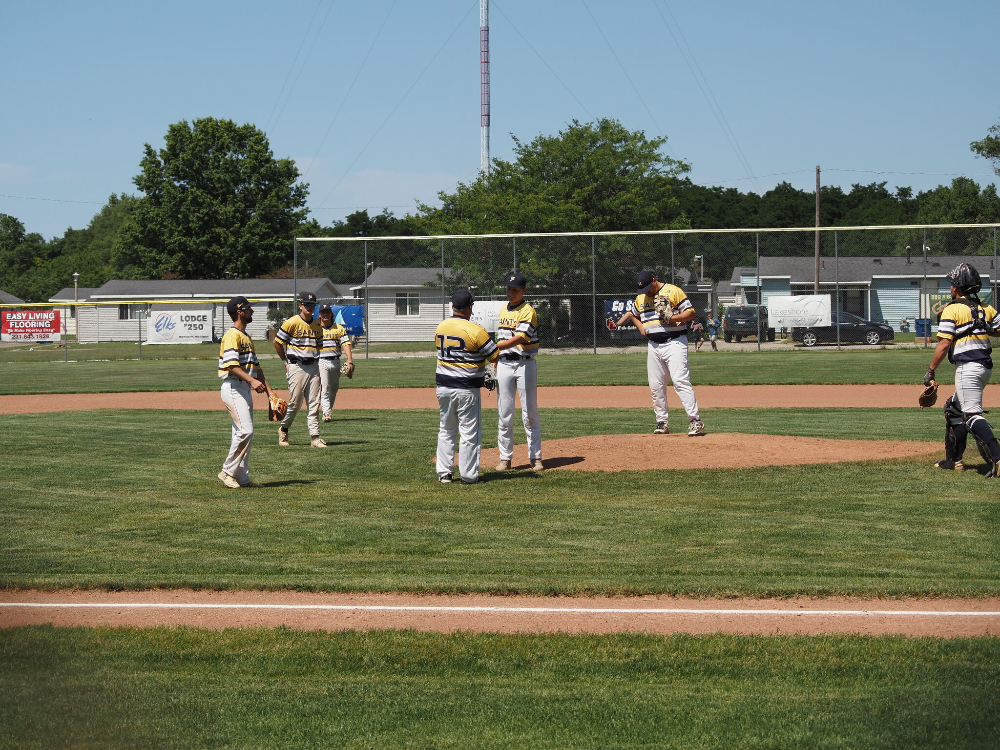 Manistee Saints lose doubleheader to Fulton Sultans